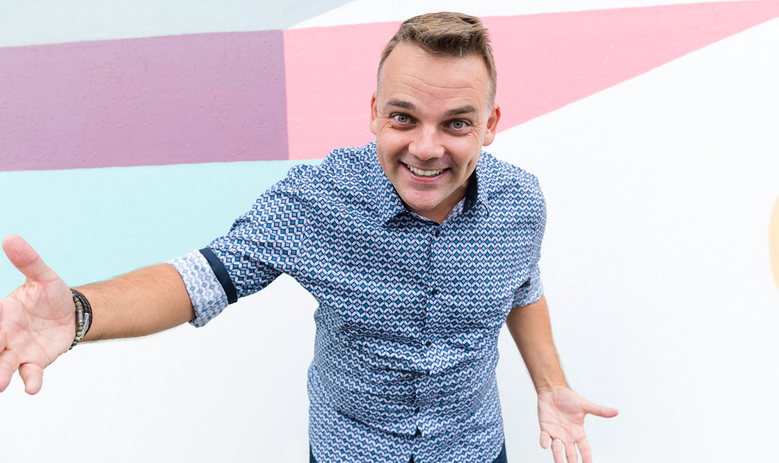 Peter Williams Medium Live | Off The Leash